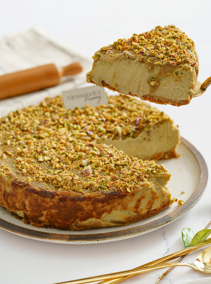 Cheesecakes – Alessandra Penny